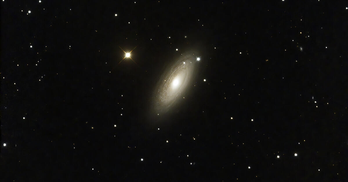 NGC 2841 | Telescope Live